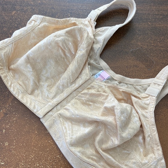 comfort choice | Intimates & Sleepwear | New Front Close Wireless ...